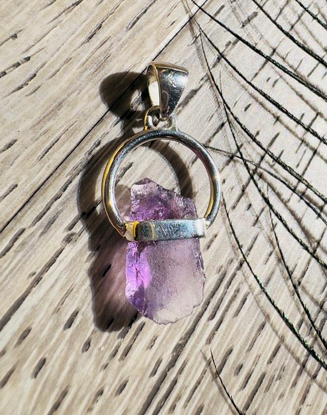 Amethyst (Natural Shape) Pendant – 925 Sterling Silver – Incense Pro